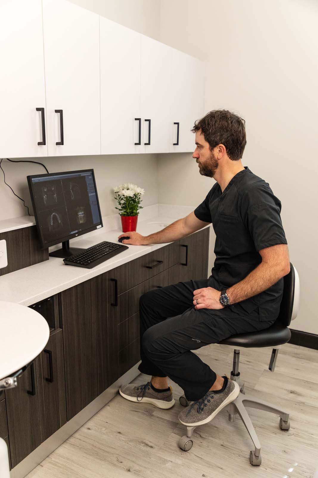 Dr. Tyler Holmes - Vitality Dental - Dentist Nashville, TN